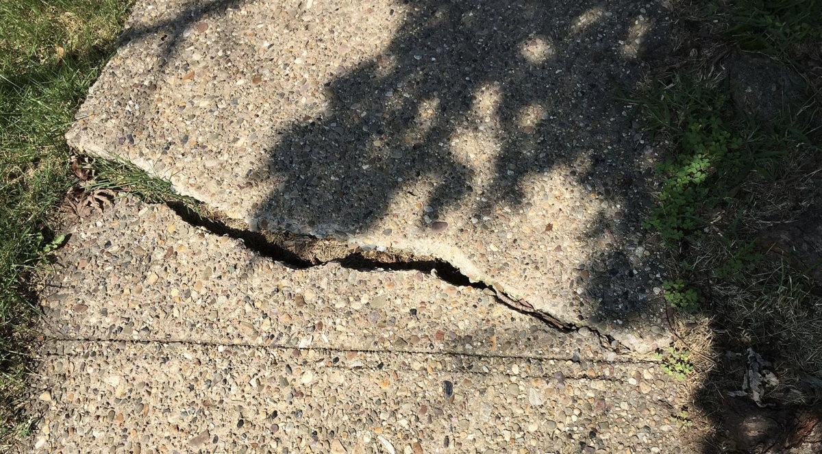 Sidewalk Violations: Overview and Update - Cornerstone Land Abstract